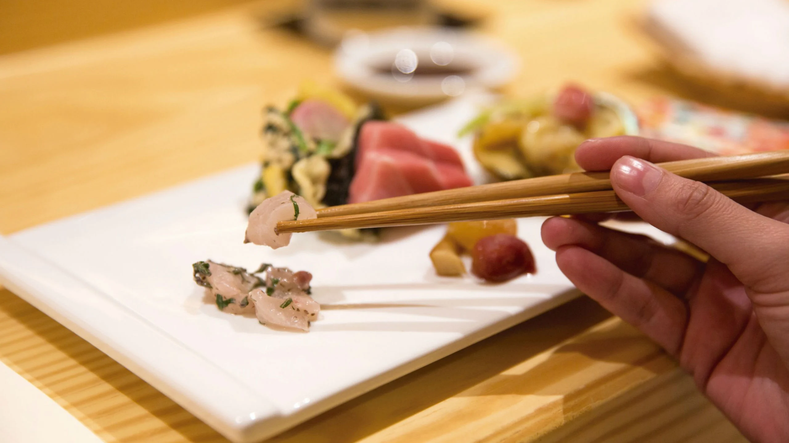 Toshi Toshi - Food & Wine en Español